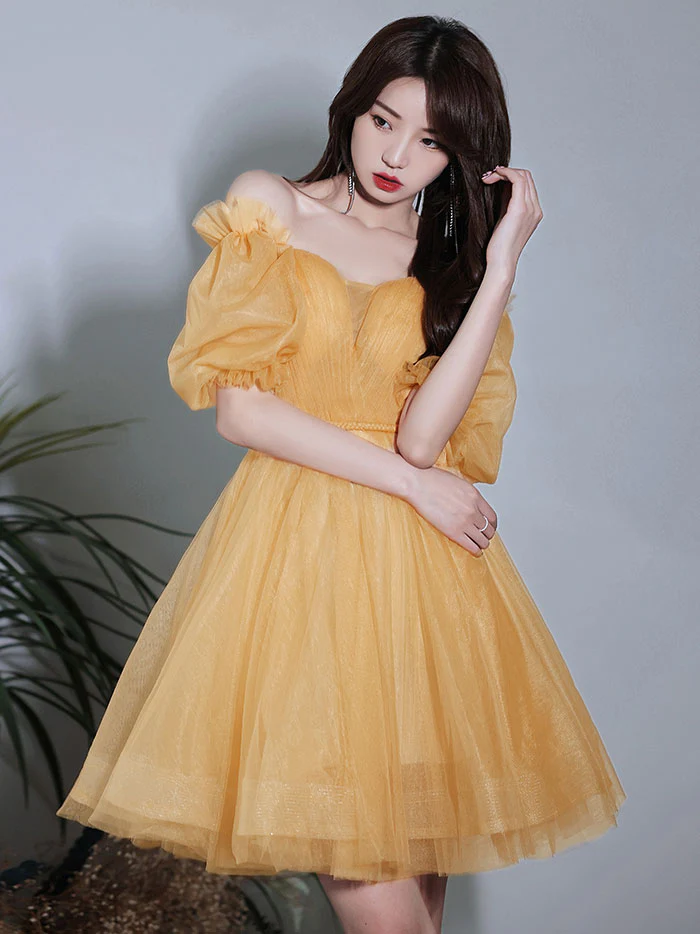 Light Yellow Tulle Short Party Dress Homecoming Dress, Yellow Prom ...
