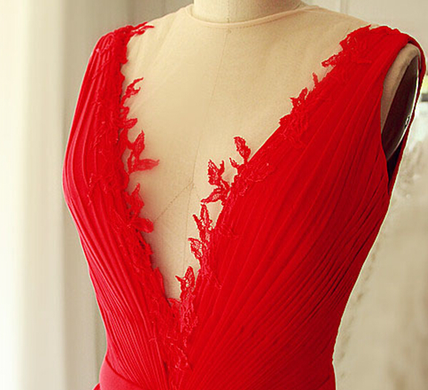 Beautiful Red Chiffon Long V-neckline Handmade Evening Gowns With See ...